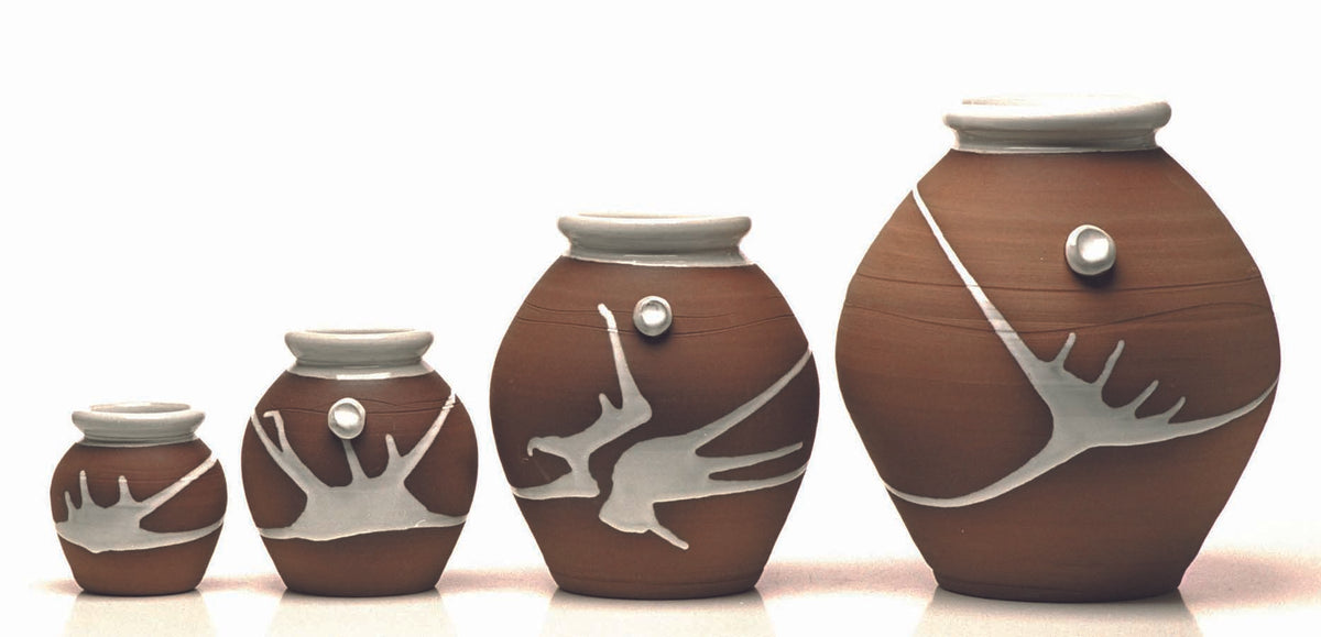 Stephen Pearce Medium Barrel Vase – Shanagarry Potters